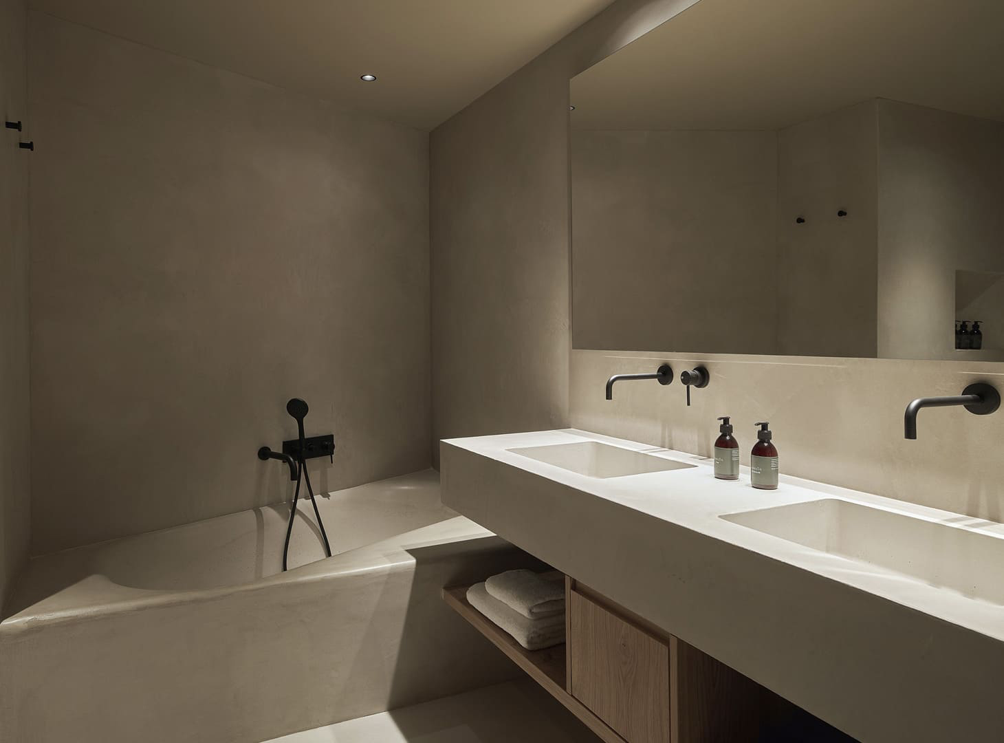 Mikrocementas - Grindims - Vonioms - Sienoms - Baltic Deco